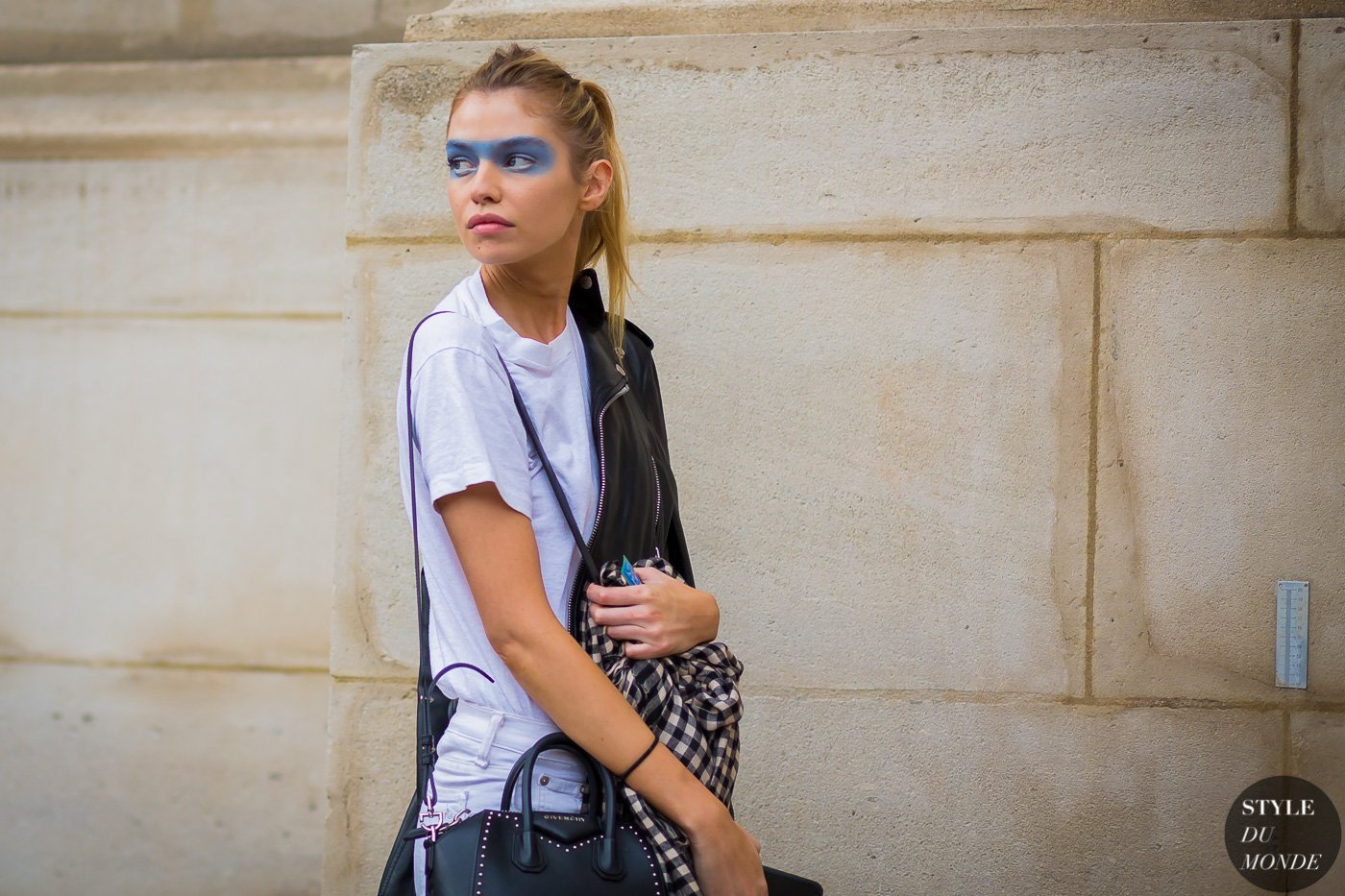 Paris Fashion Week SS 2016 Street Style: Stella Maxwell - STYLE DU ...