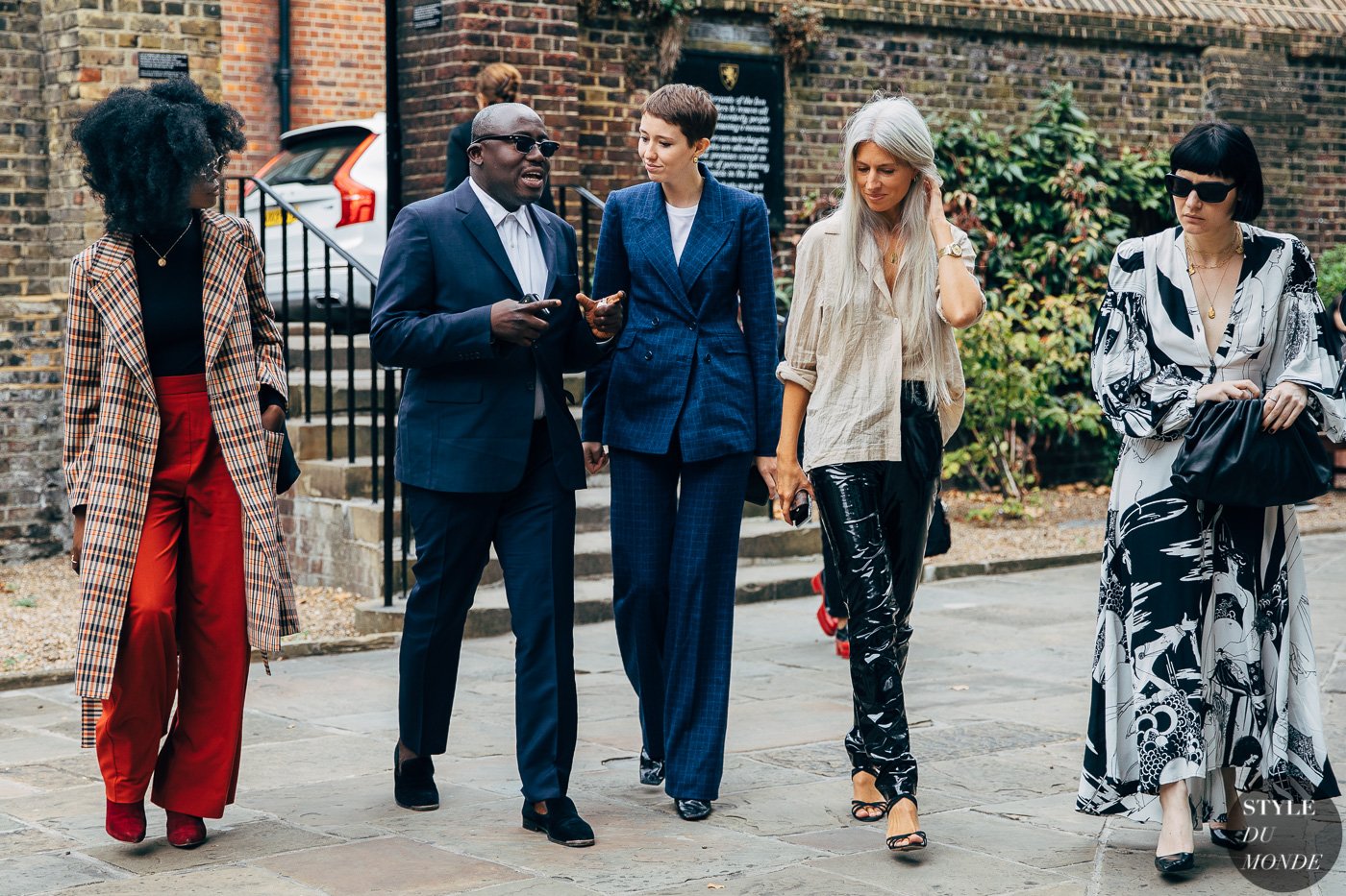 London SS 2020 Street Style: British Vogue team - STYLE DU MONDE ...