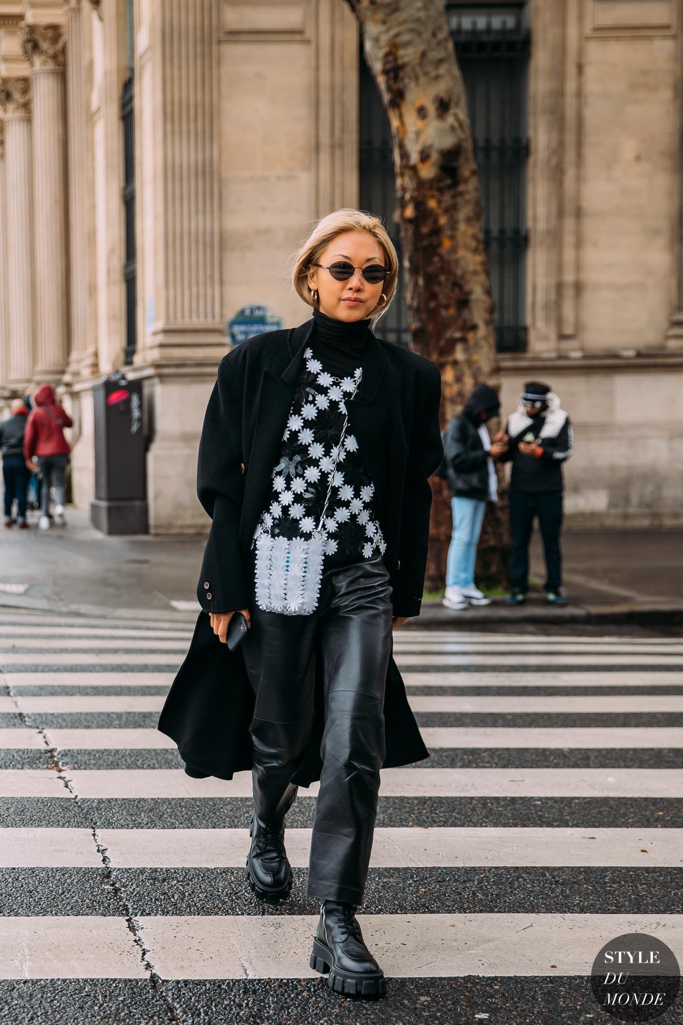 Paris FW 2020 Street Style: Vanessa Hong - STYLE DU MONDE | Fashion ...